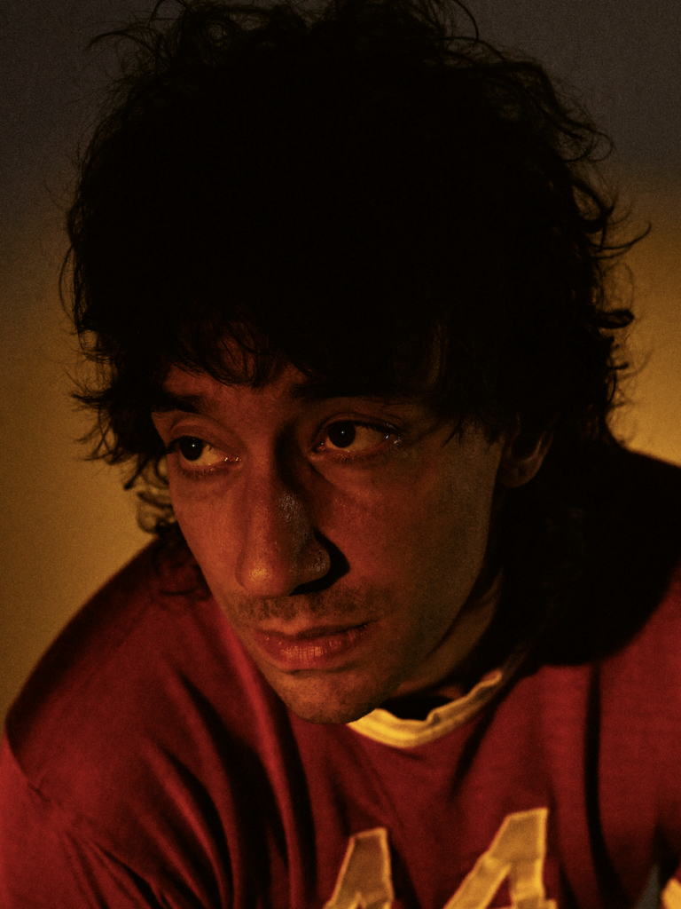 Albert Hammond Jr – “100-99 feat. GoldLink” [Video] – The Fire Note